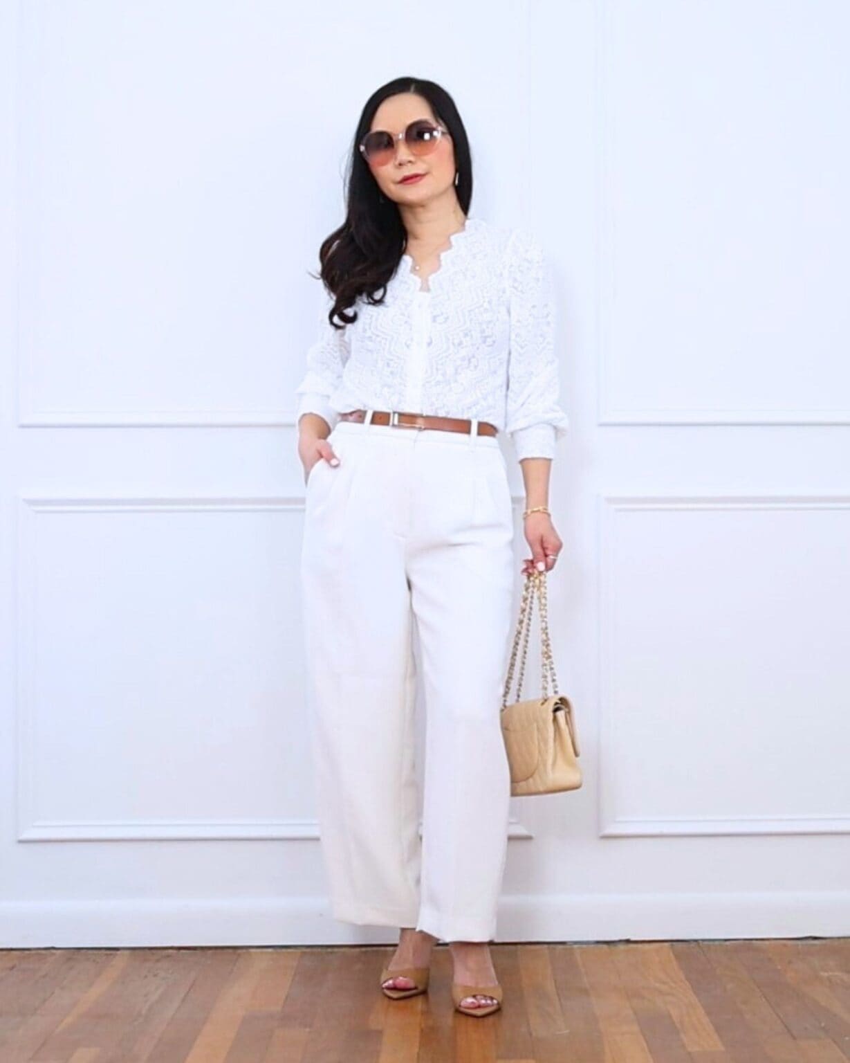 Chic Over-40 Work Outfit Ideas - stylebychili.com